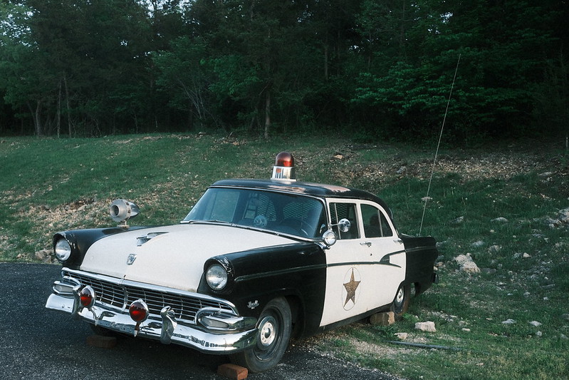 Photoessay: 10 Frames of an Old Police Car | FUJI X WEEKLY