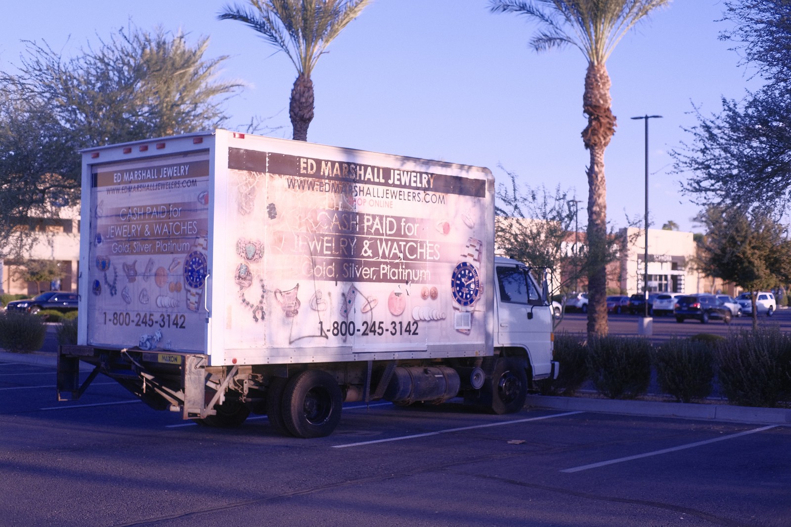 Creative Collective 057: Film Simulation Recipes for Emotions | FUJI X ...